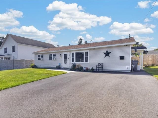 204 Lyndale Dr, Rome, NY 13440