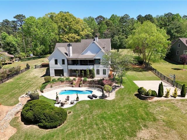 204 Lynn Lane