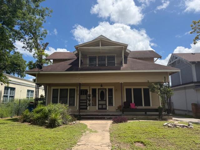 204 Mount Vernon Ct 3 Bedroom Apartment for Rent at 204 Mount Vernon Ct, San Antonio, TX 78223 Hot Wells