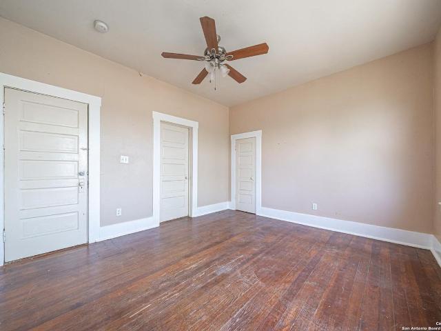 204 Mount Vernon Ct 3 Bedroom Apartment for Rent at 204 Mount Vernon Ct, San Antonio, TX 78223 Hot Wells