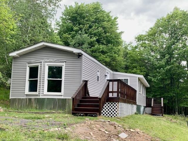 204 Moyer Ct Unit 4, Scotrun, PA 18355