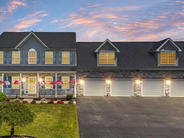 204 Maddi Jax Farm Rd, Tyrone, PA 16686
