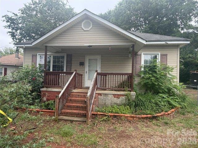 204 Madora St, Mount Holly, NC 28120