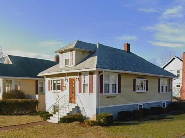 204 Main St, Melrose, MA 02176