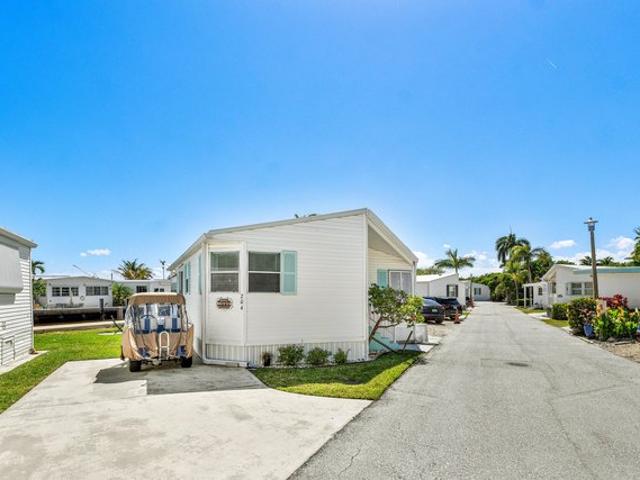 204 Mallard U Dr, Briny Breezes, FL 33435