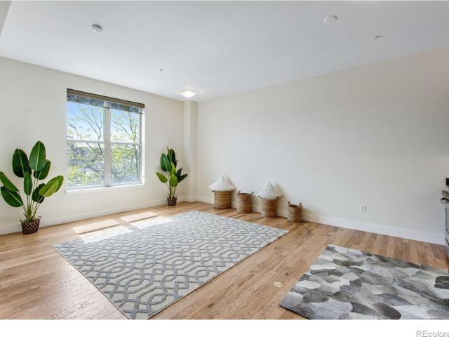 204 Maple Street # 208