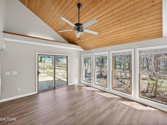 204 Meadowview Drive