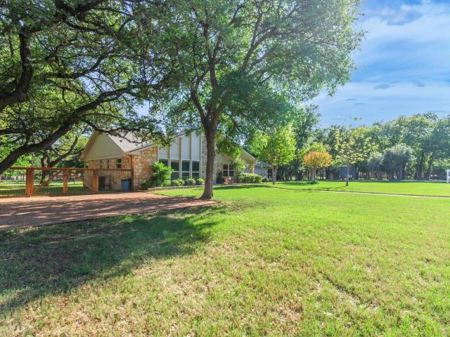 204 Mesa Dr, Georgetown, TX 78628 | MLS #2881 | Compass