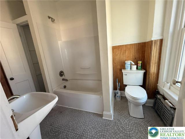 204 N 9th Street