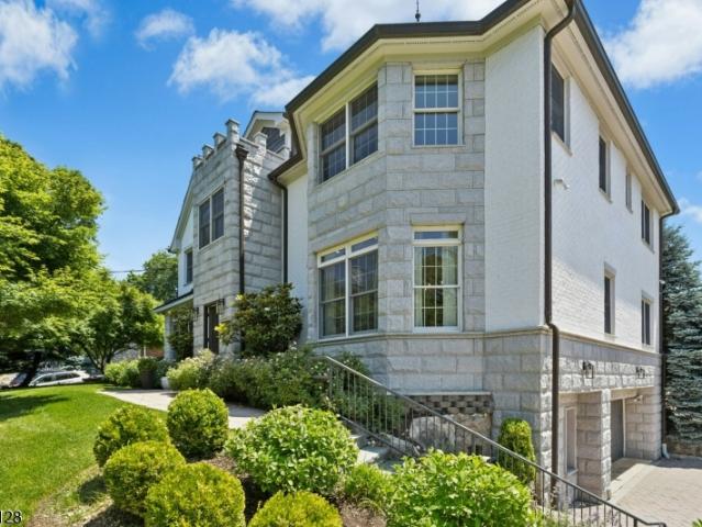 204 N Union Ave
