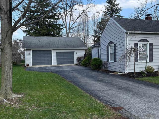 204 N Berkley Rd, Kokomo, IN 46901 | MLS #202612 | Compass