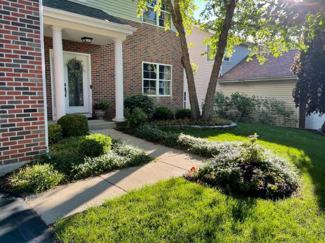 204 N Crooked Lake Lane