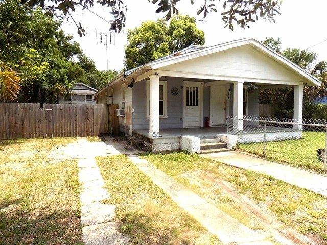 204 N E St Apt A, Pensacola, FL 32502