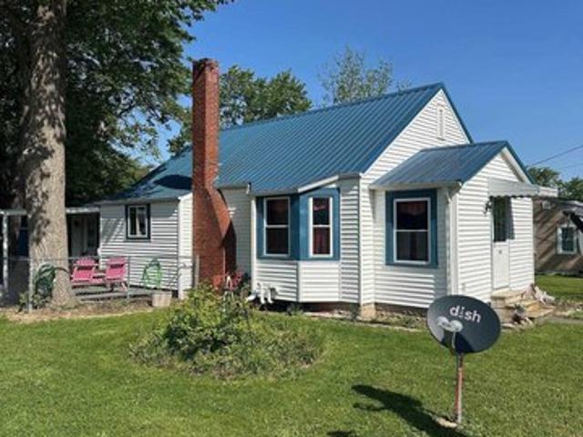204 N Market St, Parker City, IN 47368
