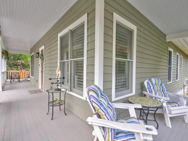 204 N Nash Street