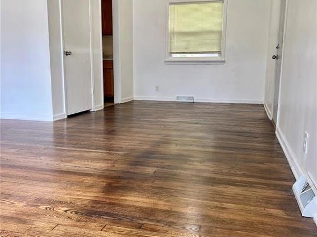 204 N Park Drive