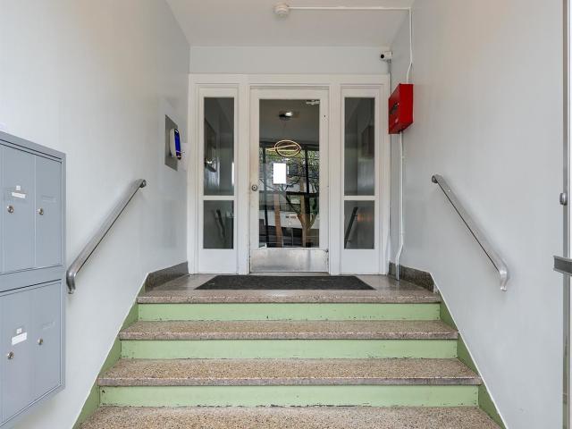 204 North St Unit# 2A, Jc, Heights, US, NJ