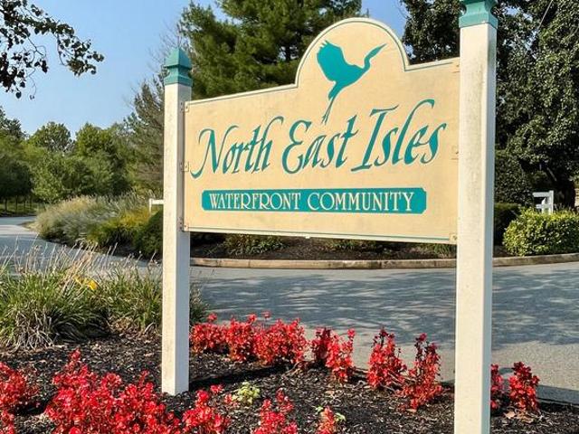 204 NE Isle Drive # 84A