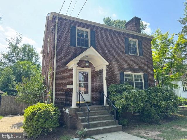 204 S Irving Street