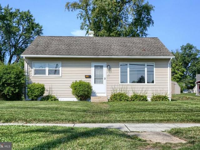 204 S Locust St, Shiremanstown, PA 17011