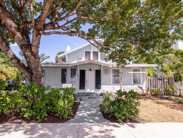 204 S M St, Lake Worth Beach, FL 33460