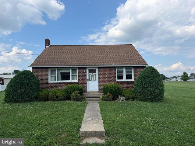 204 S Sheridan Rd, Newmanstown, PA 17073