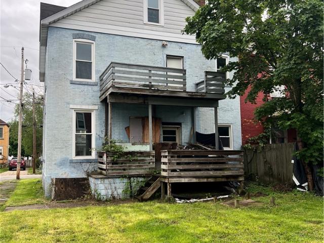 204 S Stewart St
