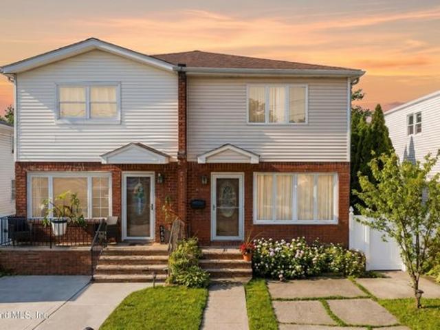 204 Sommer Ave, Staten Island, NY 10314