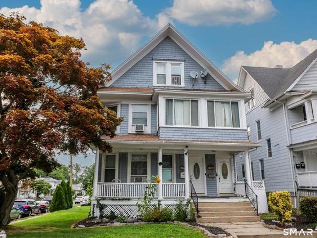 204 Savoy St, Bridgeport, CT 06606