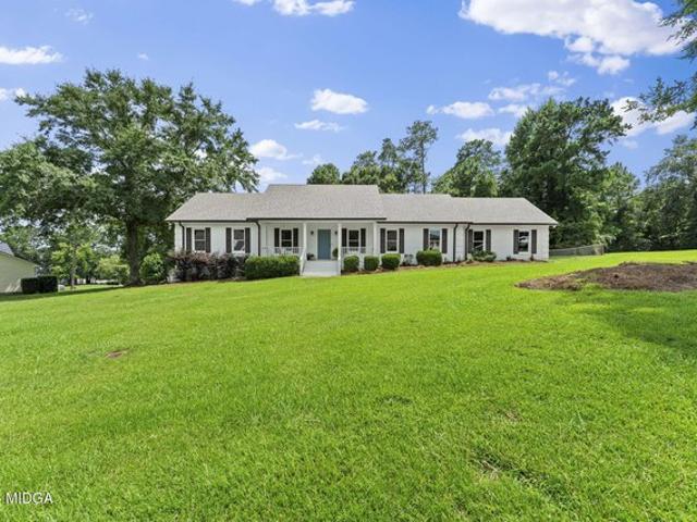 204 Saint Anthonys Dr, Macon, GA 31220