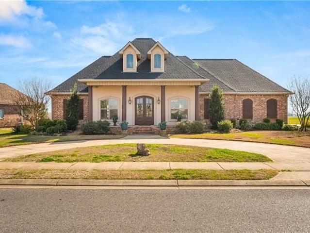 204 Saint Andrews Dr, Alexandria, LA 71303