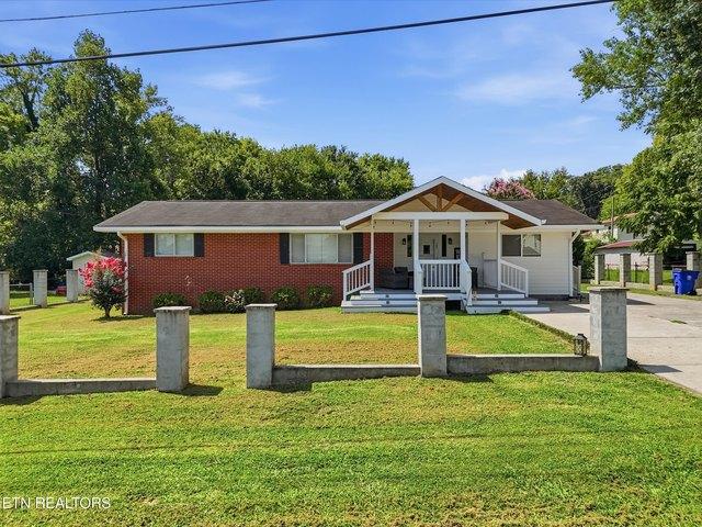 204 SE Meadowbrook Dr, Cleveland, TN 37323