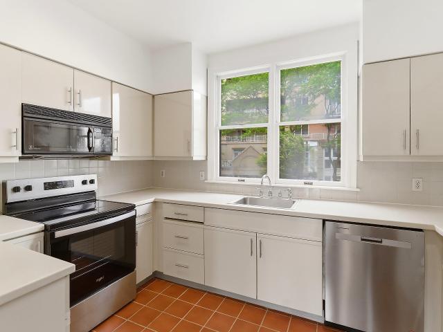 204 Shearwater Ct West # 21