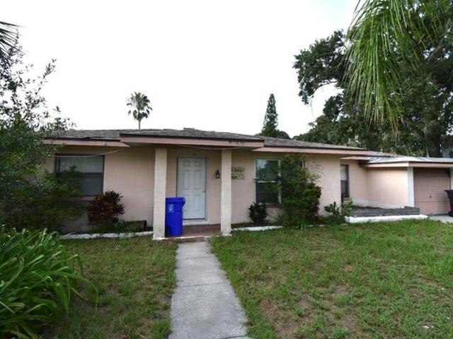 204 Shore Dr W, Oldsmar, FL 34677
