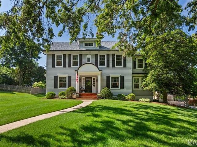 204 Spencer Rd, Webster Groves, MO 63119