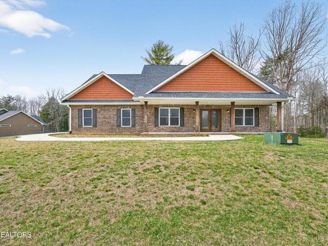 204 Suzie Ct, Crossville, TN 38555