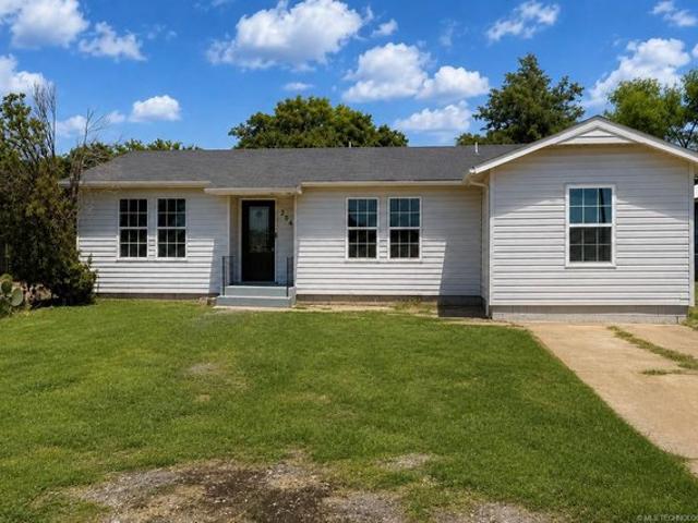 204 Summit St, Marietta, OK 73448