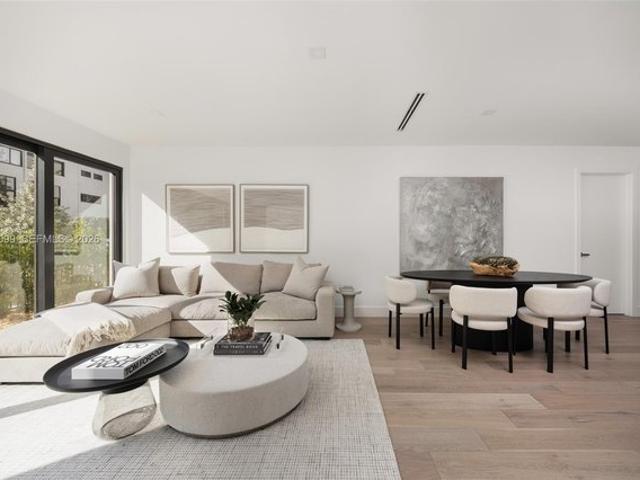 204 Sunrise Dr Unit 204B, Key Biscayne, FL 33149