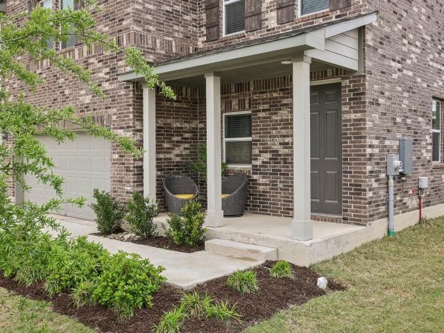204 Swinging H Ln, Georgetown, TX 78633 | MLS #5650