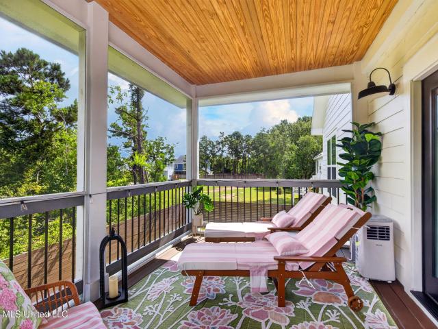 204 Piney Ridge Road