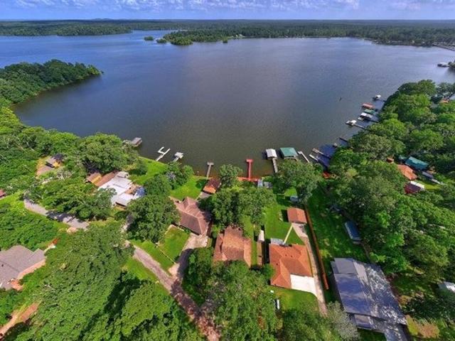 204 Primrose Ln, Hemphill, TX 75948