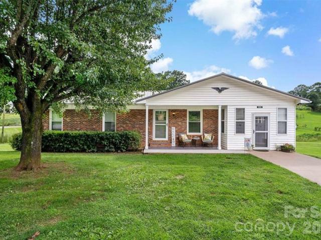 204 Quail Hollow Rd, Marion, NC 28752