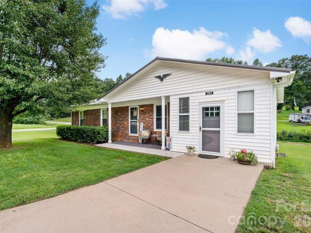 204 Quail Hollow Road