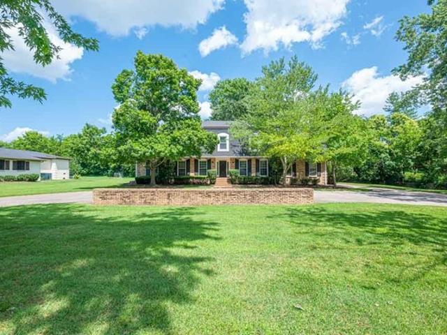 204 River Oaks Rd, Brentwood, TN 37027