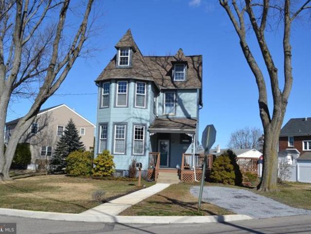 204 Rutledge Ave, Folsom, PA 19033