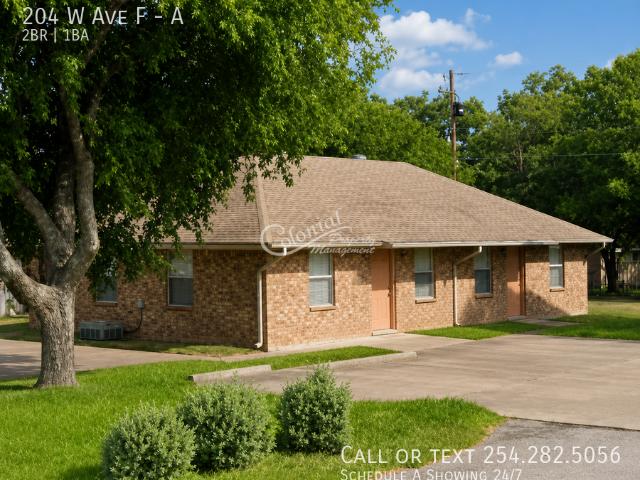 204 W Ave F, 2 beds, 1 full bath