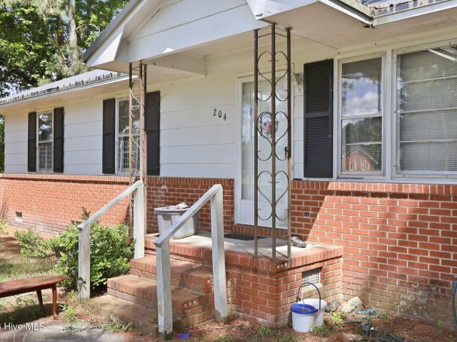204 W John Thompson Road