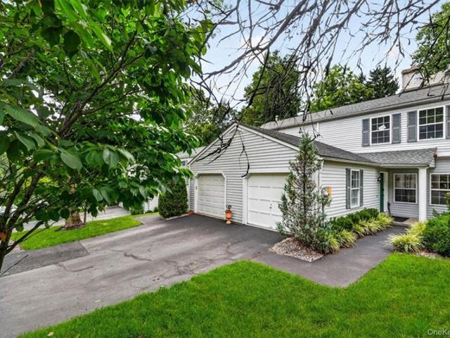 204 Watch Hill Dr, Tarrytown, NY 10591