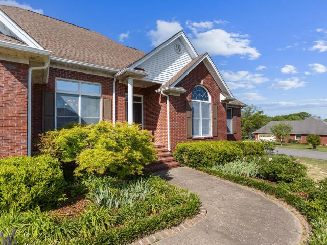 204 Wellsbrook Cir