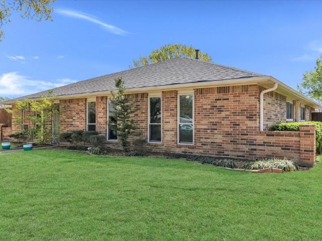 204 Willowcrest Drive